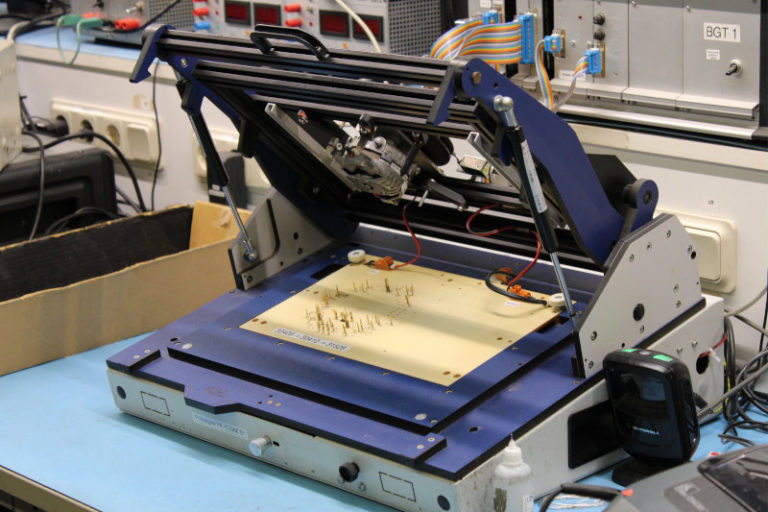 Dienstleistungen – EBRU® Elektronik GmbH